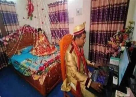 Suhagraat Viral Photo सेज पर इंतजार कर रही थी दुल्हन दूल्हा कर रहा था