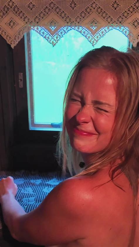 Nina In Sauna Ninainsauna Urlebird