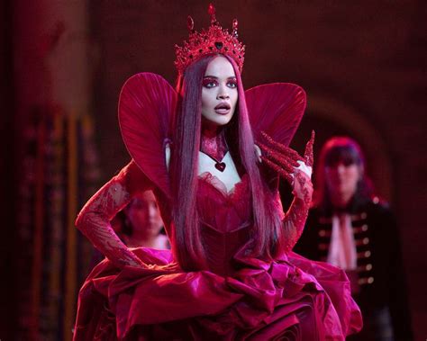La Reina De Corazones Está En Disney Descubre El Origen De Red En