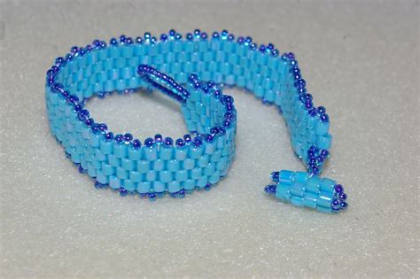 Learn Easy Even Count Peyote Stitch With This Beading Tutorial