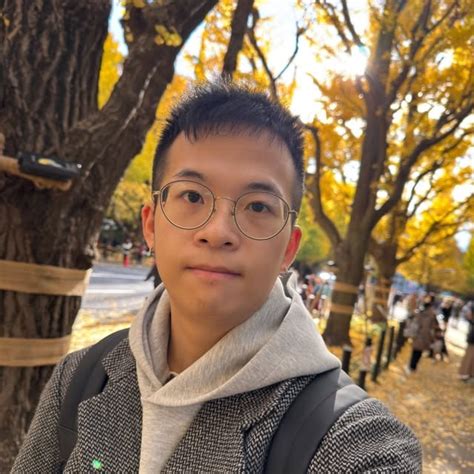剛剛有個病人一上來就說 醫檢師你好我血管比較細可以麻煩你幫我用蝴蝶針嗎 當然可以 通常一般情況下說自己血管細的10個有9個