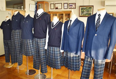 新制服デザイン決定 東日新聞