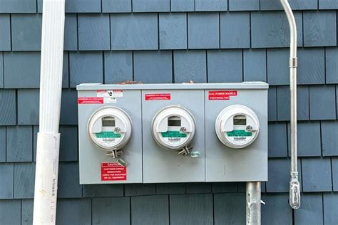 Meter Mix Ups Shock Con Ed Customers