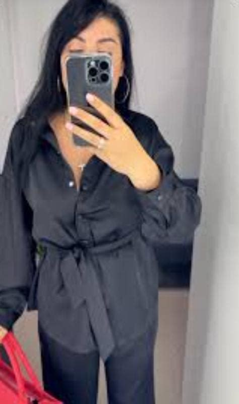 Базова шовкова чорна рубашка з поясом — ціна 550 грн у каталозі Сорочки Купити жіночі речі за