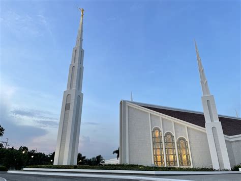 Manila Philippines Temple Photograph Gallery