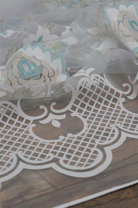 №1718 Перде с тюркоазени цветя Цвят Бял и тюркоаз