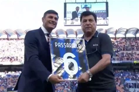 Sorpresiva Reaparición De Passarella Qué Club Lo Homenajeó Con Una