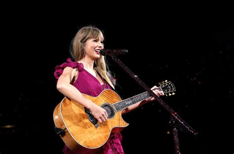 Taylor Swift Makes Good On Promise To 13 Year Old Burn Survivor