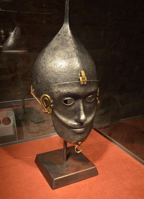 Cuman Helmet Miğfer Antik Tarih Şövalye