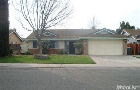3404 Matterhorn Way Ceres Ca 95307 ®