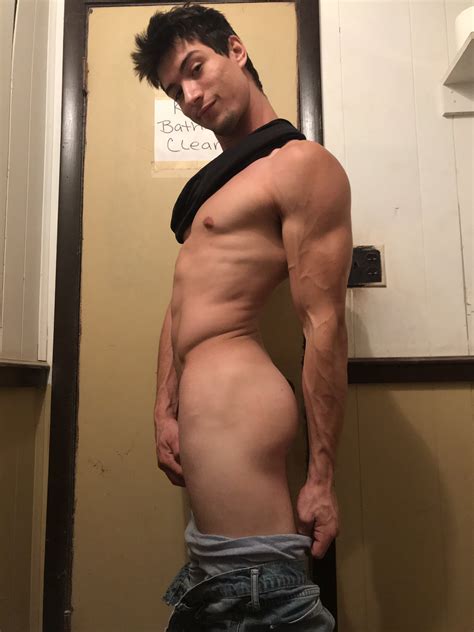 Tw Pornstars Hunt Str O Fanss Twitter Just Getting Naked At Work Again Pm