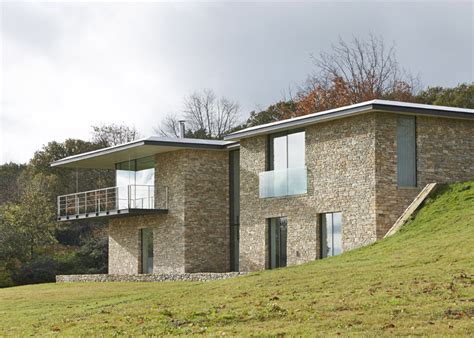 Dry Stone Walls Clad English Countryside House By The Manser Practice
