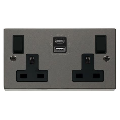 Click Deco Victorian Black Nickel 2 Gang 13a Switched Safety Shutter Socket With Type A And C