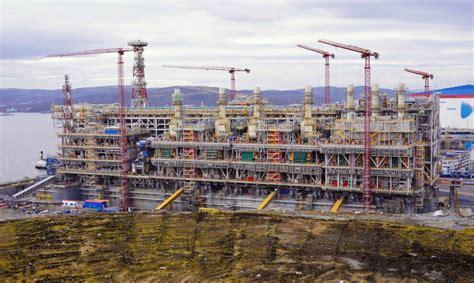 На первой линии завода Арктик СПГ 2 начались пусконаладочные работы в блоге Новые заводы и цеха