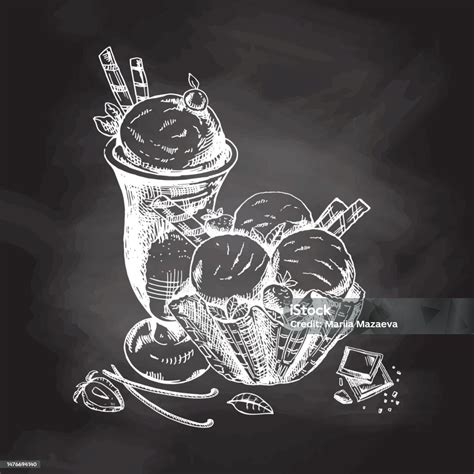 와플 바구니에 담긴 아이스크림 공과 칠판 배경에 격리된 컵에 담긴 아이스크림의 손으로 그린 스케치 빈티지 그림입니다 라벨 포장 및 엽서 디자인을위한 요소 검은색에 대한 스톡