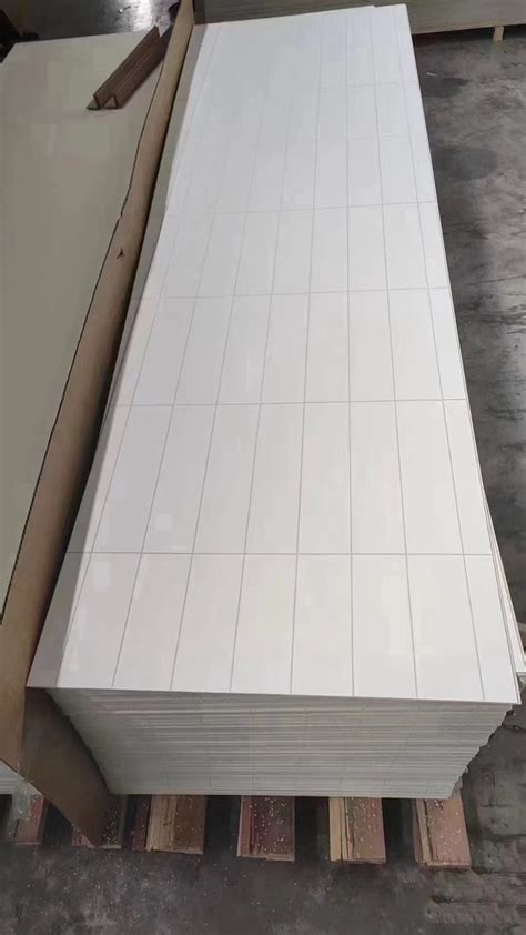 Фабрика постачальників виробників дешевих стінових панелей для ванної кімнати в Китаї