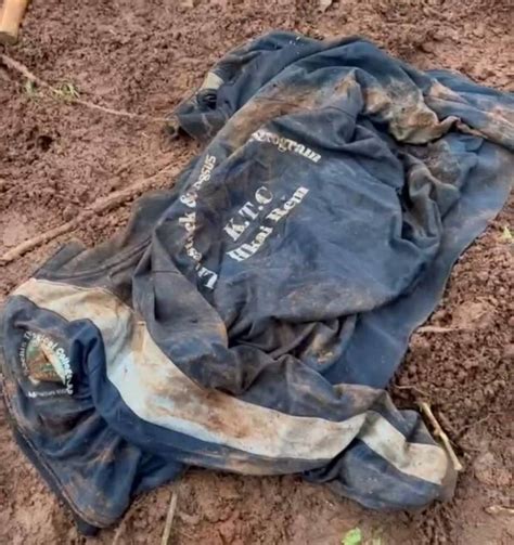 သိုၵ်းမၢၼ်ႈဢဝ်ၶိူင်ႈမိၼ်တိုၵ်း၊ ၵွင်ႈလူင်ယိုဝ်း၊ ၶႃႈႁႅမ်ၵူၼ်းမိူင်းႁၢမ်းပၵ်းႁၢမ်းပိူင်၊ ပေႃႉထုပ