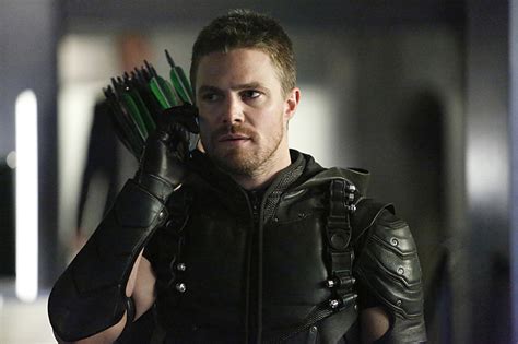 Arrow Olivers Secret Revealed As Felicity Finds Out About William