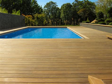 Ipe Timber Deck Boards Surround Pool At Beautiful London Residence