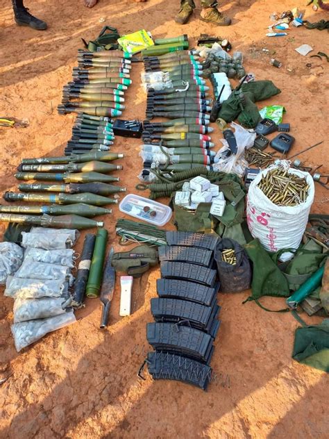 ဖယ်ခုံတိုက်ပွဲ စစ်ကောင်စီတပ်ကျဆုံးမှုများပြီး လက်နက်၊ခဲယမ်းများ သိမ်းဆည်းရရှိ သံလွင်ခက်