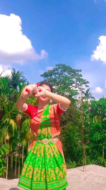 Tumi Kon Sohorer Maiya Go Lage Ura Dura Dance Youtubeshorts