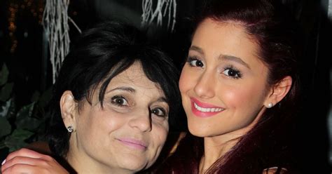 Ariana Grande And Her Moms Cutest Moments Popsugar Celebrity