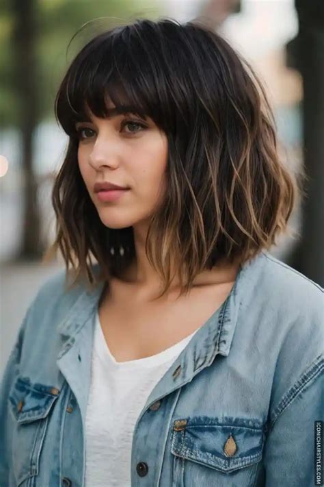 Easy And Trendy Medium Length Haircuts For Busy Women