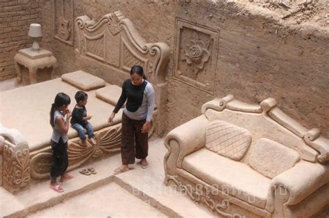 ចម្លាក់សូន្យរូបដី ជាបន្ទប់គេង គ្រែ តុ កៅអី កំពុងមានការចាប់អារម្មណ៍ខ្លាំង ពីបងប្អូននៅខេត្តសៀមរាប