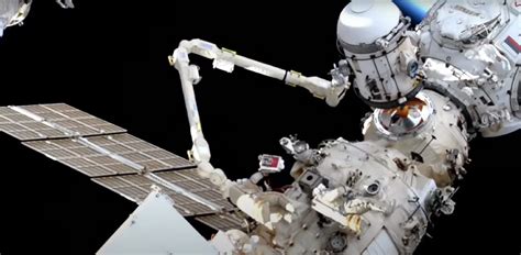 Nasa Space Station Move