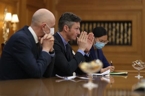 Ерөнхий сайд Л Оюун Эрдэнэ Франц Улсын Элчин сайдыг хүлээн авч уулзлаа