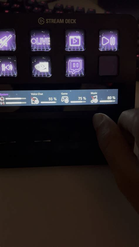 streamdeck plus dials issue i tried everything reinstall streamdeck software and wavelink