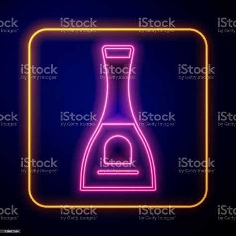 검은 배경에 고립 된 매니큐어 아이콘의 빛나는 네온 병 벡터 0명에 대한 스톡 벡터 아트 및 기타 이미지 0명 개인 장식품 닦기 Istock