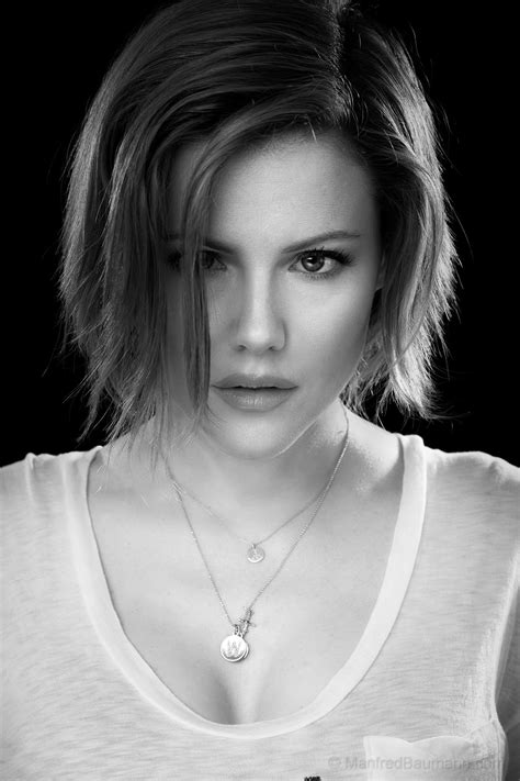 Canadian Actress Netflix Star Kathleen Robertson On Behance