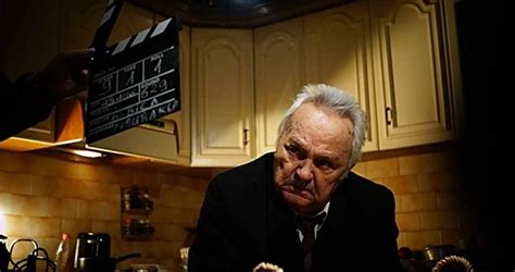 Nga Babai I Tilit Te Tingujt E Luftës Rolet Që E Ngritën Në