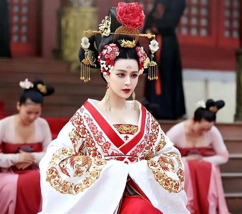浅谈唐朝服饰的特点唐代图案中国