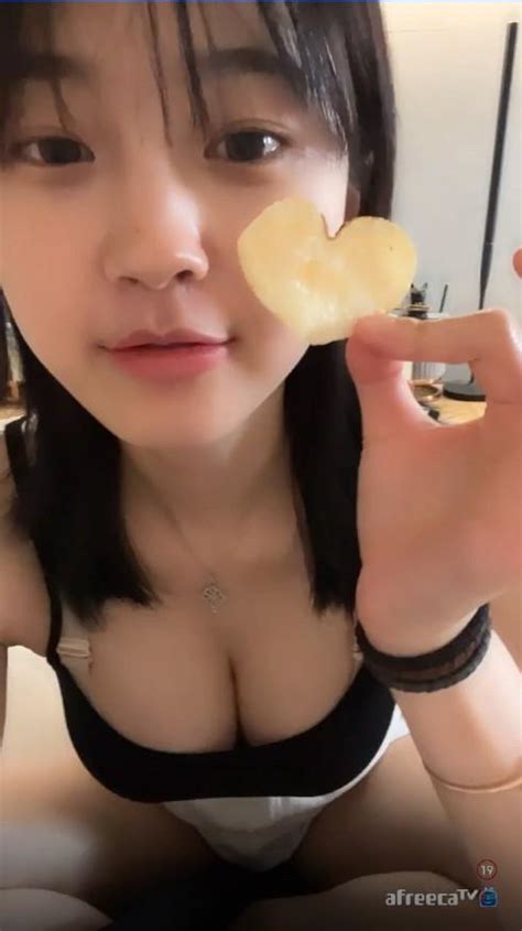 야맵 Bj 문월 가슴골 초근접샷 ㅗㅜㅑ