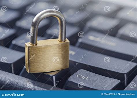 Padlock On Computer Keyboard Network Security Data Security And Antivirus Protection Pc Stock