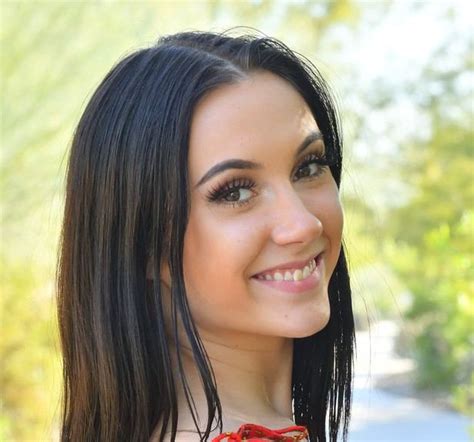 Jazmin Luv Biography Wiki Age Height Career Photos And More