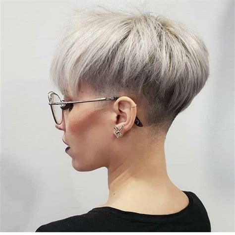 Top 35 Low Maintenance Bob Haircuts And Color Ideas Stacked Bob And Pixie