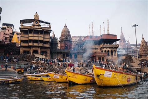 Life And Death Along The Ghats Of Varanasi — Christopher Wilton Steer