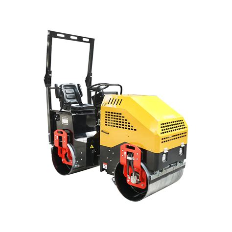 Cilindru Compactor 1500kg Cu Tamburi 900mm Si Motor Diesel Kubota D1105 25cp Pornire Electrica