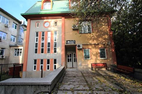 Организациска директорка од Токсикологија обвинета за злоупотреба на службена положба Сите