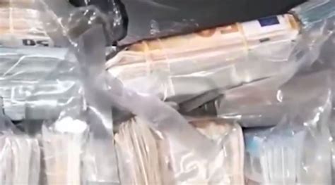 Иззеха валута за над 840 000 лв на „Капитан Андреево“ Криминално