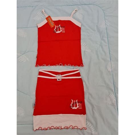 کمدا قیمت و خرید ست تاپ و دامن رنگ قرمز