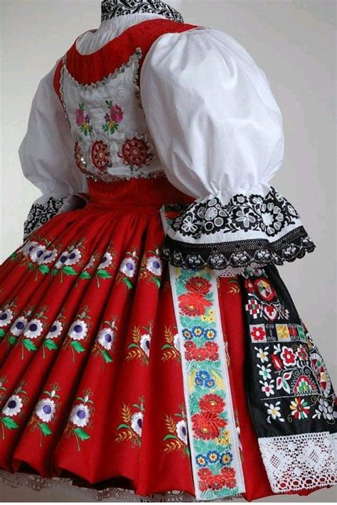 Folk Clothing Historical Clothing Costumes Around The World Textiles