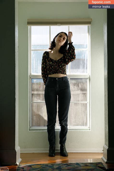 Giulia Wylde Aka Neon Felix Nude Leaks OnlyFans Photo 100 Faponic