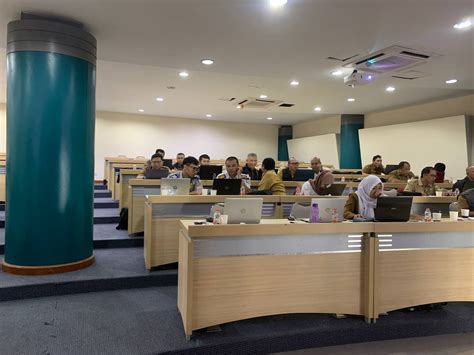 Pelaksanaan Kegiatan Pemantauan Progres Inputing Data Persediaan