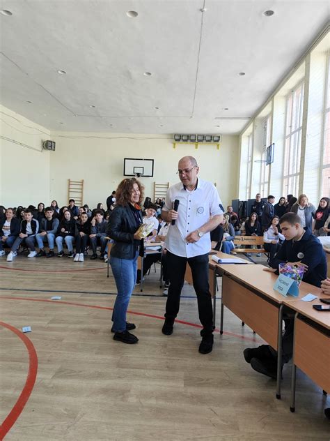 Училищен вестник Училищен вестник Паисиевци