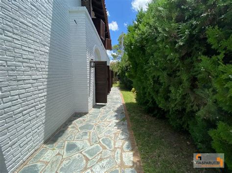 Venta Casa 4 Dormitorios 25 Años 2 Cocheras 180m2 Aranjuez Escobar
