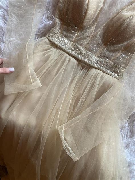 Плаття випускне можливий торг — ціна 2000 грн у каталозі Весільні сукні Купити жіночі речі за